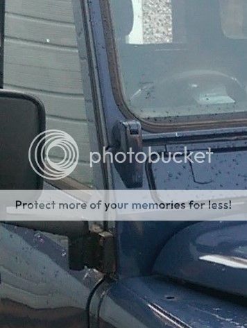 Series 3 windscreen onto defender | LandyZone - Land Rover Forum